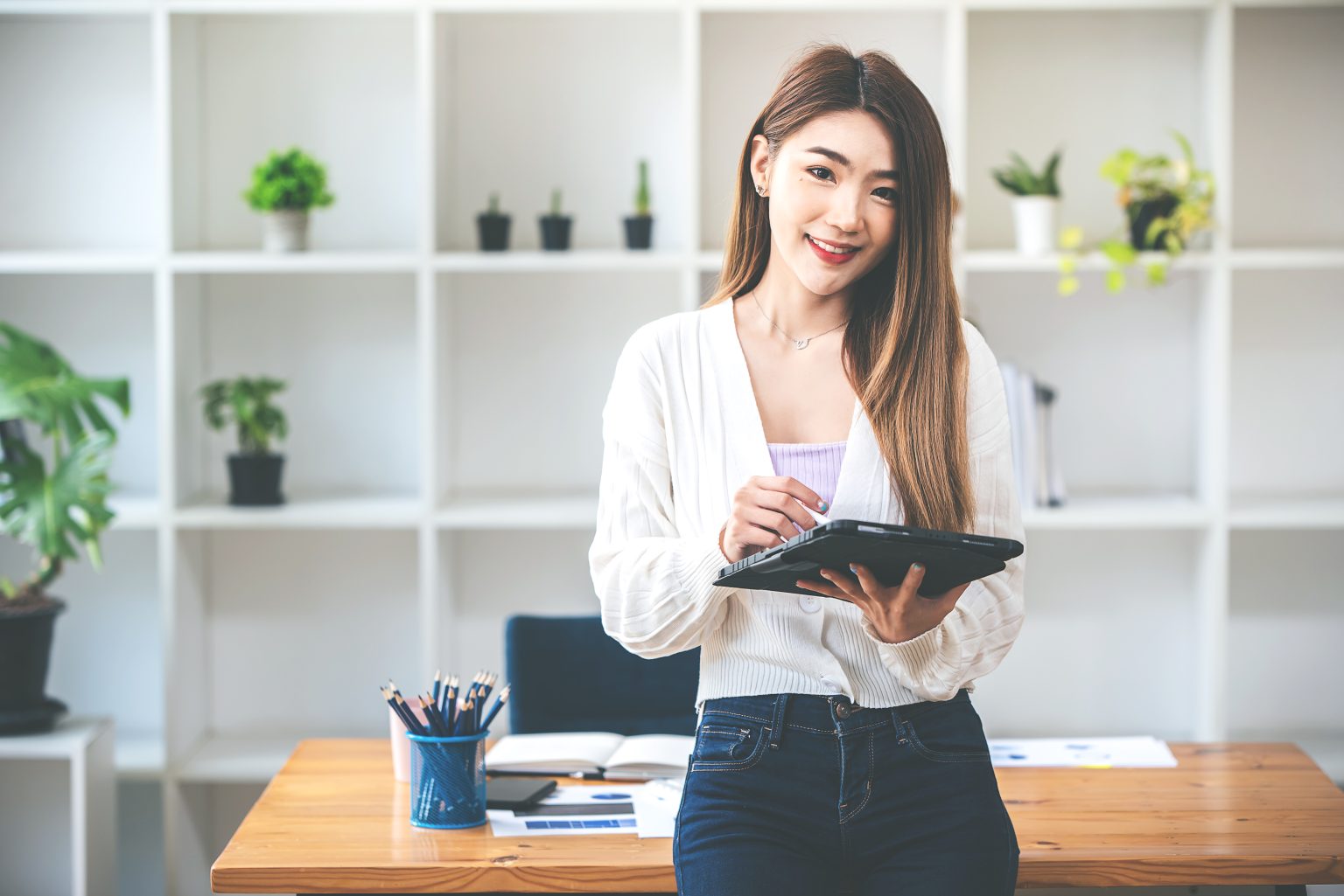 How Integrated Background Screening Transforms Hiring Strategy - AMS